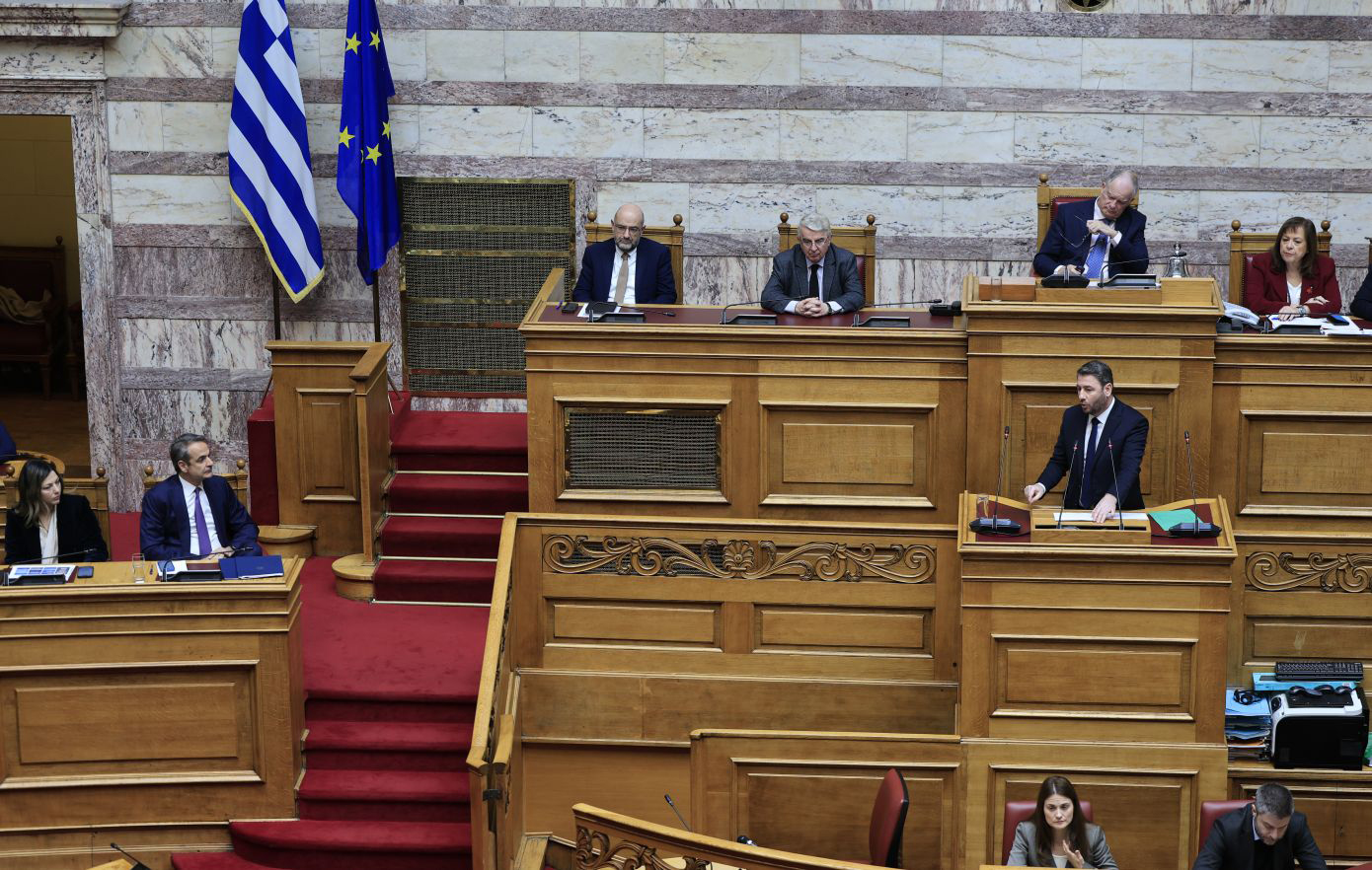 Βοήθησε όλους η πρόταση δυσπιστίας του ΠΑΣΟΚ | 60+